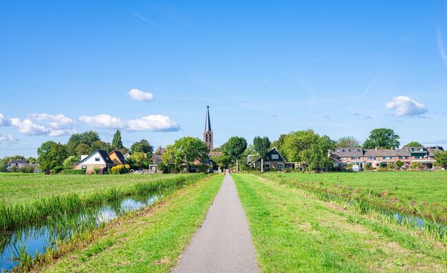 Straatje bij aan rand van stad en dorp kan makkelijk | Biind